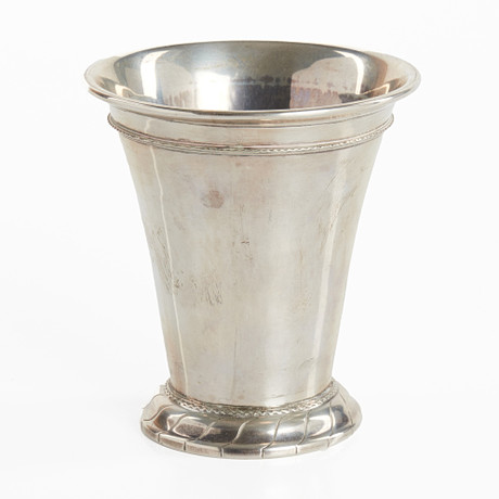 VAS, silver, Tenn & Silver (TESI), Göteborg 1949, vågband, fot med ...