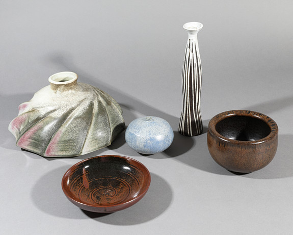 ASSHOFF / TAIZE/ M. SCHOTT / BODO RÖTER. 5 pieces of pottery (109-48 ...