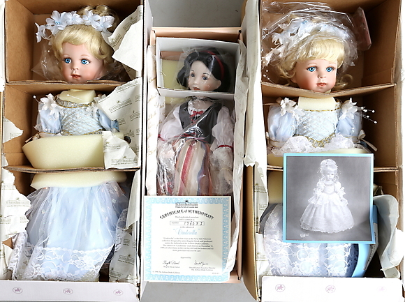 PORSLINSDOCKOR, 3 st. Leksaker - Auctionet