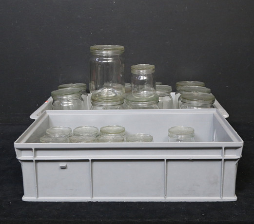 GLASBURKAR MED LOCK, 12+12 st, Surte, 1900-tal. Glas - Bruksglas ...