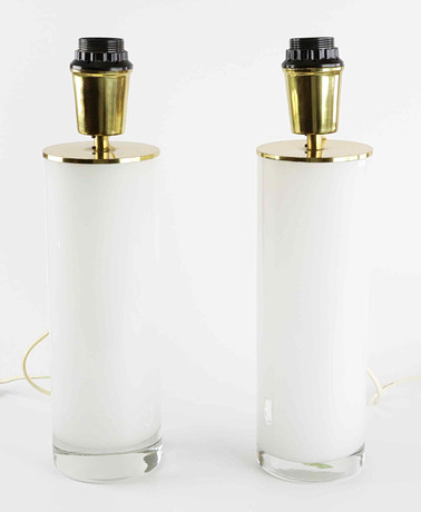 BORDSLAMPOR, ett par, glas, mässing, Falkenbergs Belysning. Belysning ...