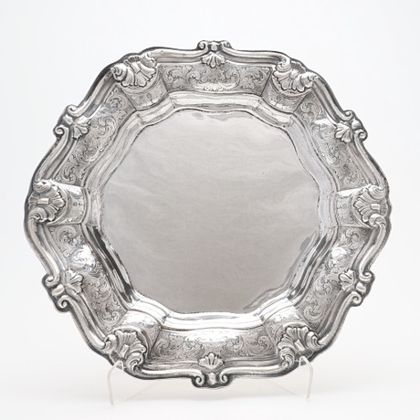 PLATE, SILVER, Messulam Enrico Di Alberto, Milan, 909 g. Silver ...