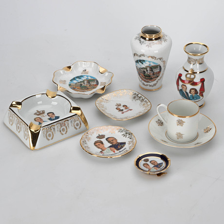 SAMLING PORSLIN 8 delar, bl a Limoges, med Furst Rainer och Prinsessan ...