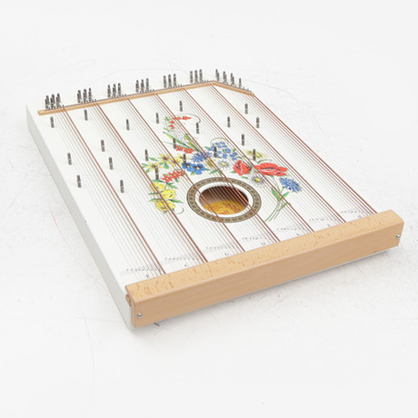 VÄSKA, med CITTRA, 1900-tal. Övrigt - Musikinstrument - Auctionet