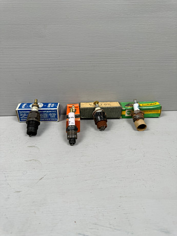 TÄNDSTIFT, 4st, Victor, Defiance, Champion & Isolator. Fordon, Båtar ...