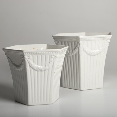 YTTERFODER, 2 stycken, "Empire", Gustavsberg. Keramik & Porslin ...