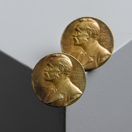 ERIK LINDBERG. Medaljer, 2 st, Alfred Nobel, förgyllt sterlingsilver ...