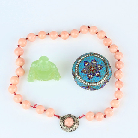 HALSBAND, BUDDHA och DOSA, rosa jadekulor med silverlås med ...