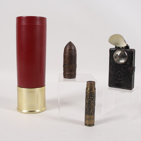 MILITARIA, 4 delar, bl.a. termos. Vapen & Militaria - Övrig militaria ...