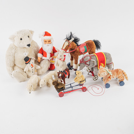 Steiff, stuffed animals / collector's items, collection of eleven ...