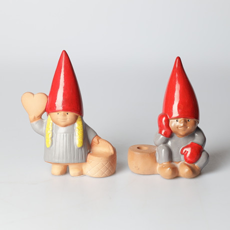 FIGURINER, tomtar, 2 st, stengods, serien "Tomtefamiljen", Lisa Larson ...