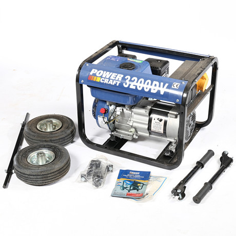 A POWER CRAFT 3200 WATT DUAL VOLTAGE GENERATOR. Miscellaneous ...