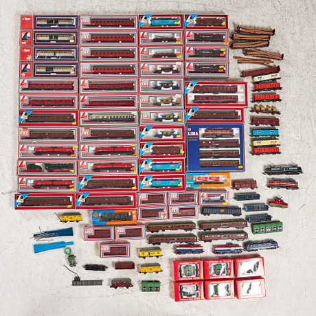 LIMA / FLEISCHMANN / ROCO. Large A Collection, model trains, wagons ...
