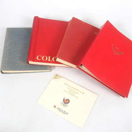 FRIMÄRKSALBUM, 4 st, Sverige och hela världen. 18/1900-tal. Mynt ...