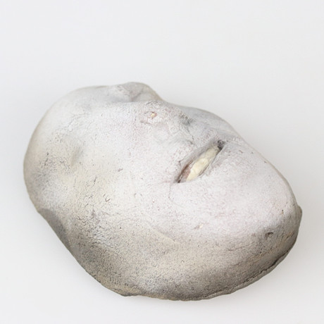 JOHAN THUNELL. Ansikte, keramik, signerad. Konst - Skulptur - Auctionet