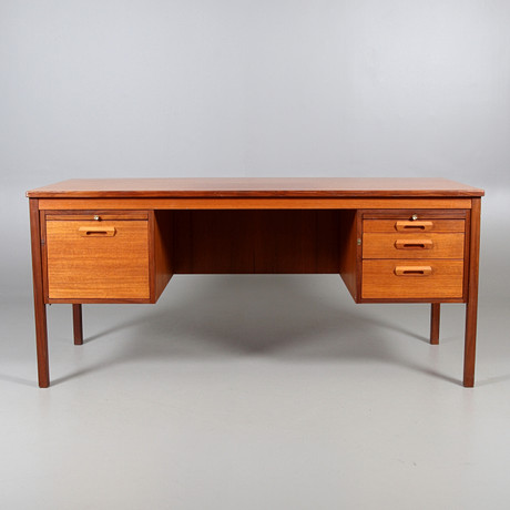 HULL TABLE, teak, possibly Lelångs Möbelfabrik, Bengtsfors, 1950s/60s ...