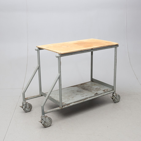 ARBETSBORD-/VAGN, industristil, 1900-tal. Möbler - Bord - Auctionet