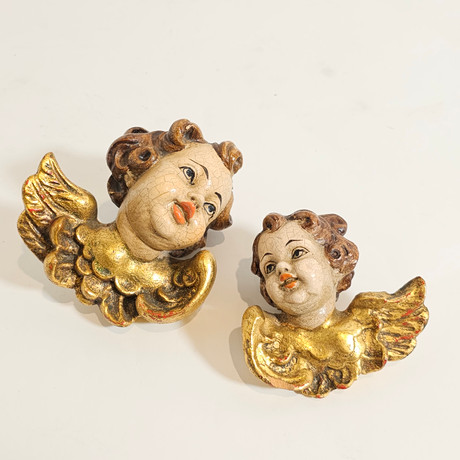 TWO HEADS OF ANGELS IN CARVED WOOD. IN TWO SIZES. Art - Sculptures ...