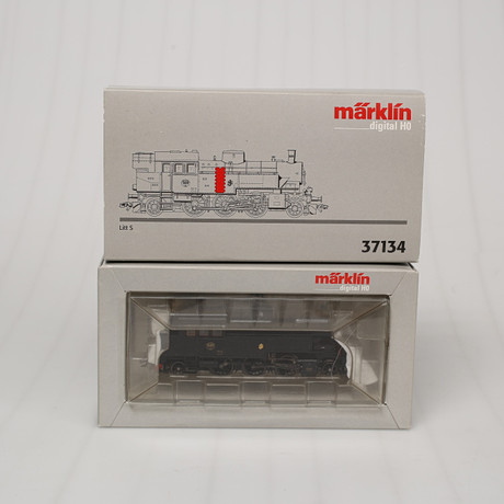 MODEL TRAIN Märklin. 37134 H0, BR 143. Toys - Toys - Auctionet