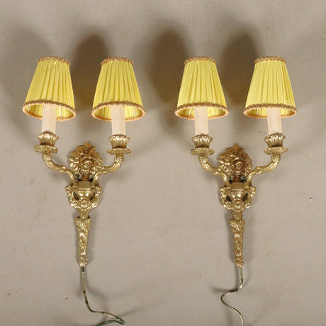 LAMPETTER, ett par, mässing. Belysning & Lampor - Vägglampor - Auctionet