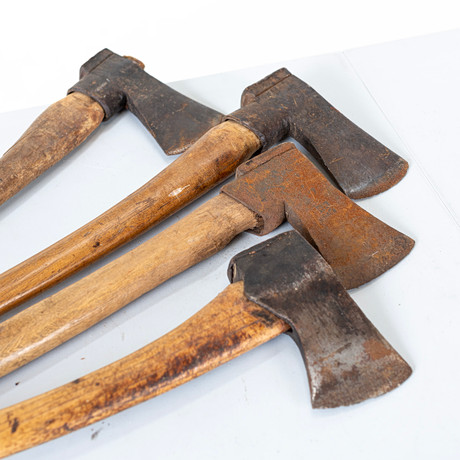 AXES, 4 pcs. Miscellaneous - Modern Tools - Auctionet
