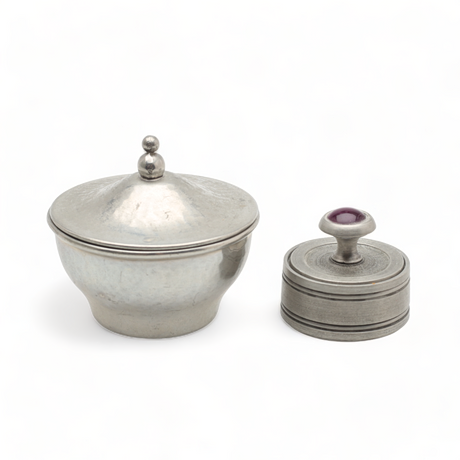 LOCKASKAR, 2 st, tenn, 1900-tal. Silver & Metall - Tenn, Mässing ...