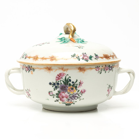 TERRIN MED LOCK, (EQUELLE), famille rose, Qianlong (1736-1795 ...
