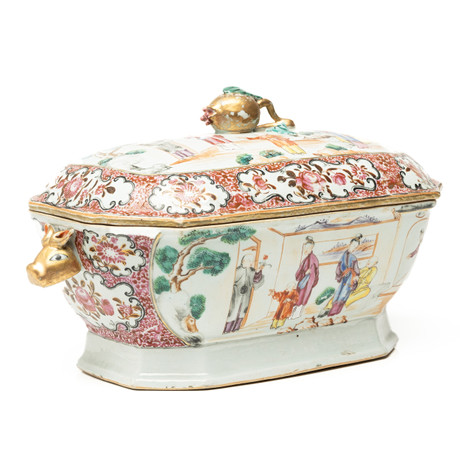 TERRIN MED LOCK, mandarindekor i famille rose, Qianlong (1736-1795 ...