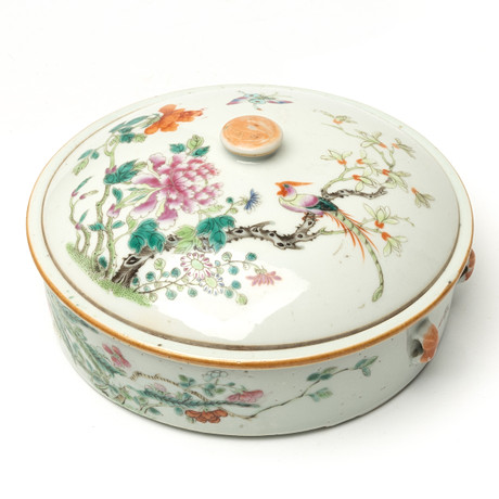 CARROT WITH COVER, famille rose, Tong-Zhi (1862-1874). Asiatica - Auctionet