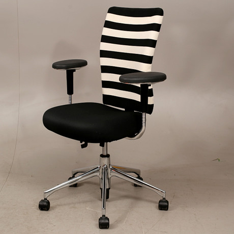 OFFICE CHAIR, model T chair, design Citterio, Vitra, 2000s. Furniture ...