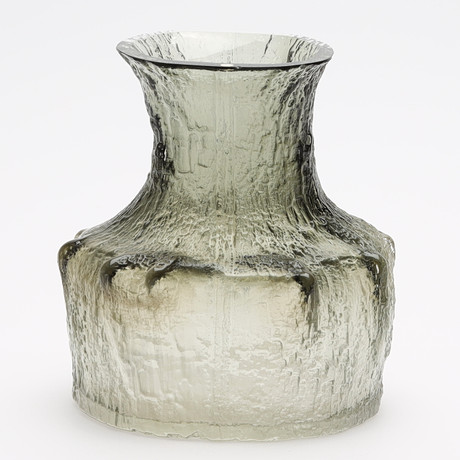 TIMO SARPANEVA. Maljakko, "Finlandia", Iittala, savustettu lasi ...