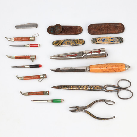 KNIVES AND SCISSORS, 9 dlr. Weapons & Militaria - Edged weapons - Auctionet