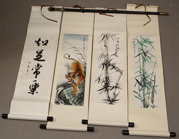 SCROLL PAINTINGS in boxes, signed,4 pieces, China. Asiatica - Auctionet