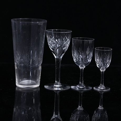 A set of 32 cups, cut, 2 models, 4 sizes, 20th century. Glass - Utility ...