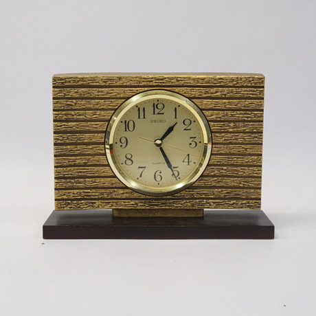 SEIKO. TABLE CLOCK, 1970S. Clocks & Watches - Mantel clocks - Auctionet