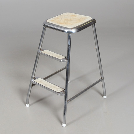 STEGPALL, Awab, 1900-tal. Möbler - Övrigt - Auctionet