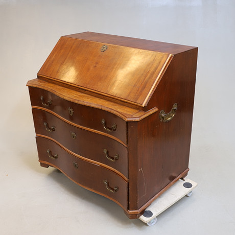 SLANTED FLAP SECRETARY, 19th century. Furniture - Chests of drawers ...