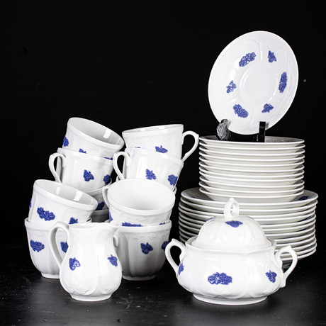 KAFFESERVIS, 38 delar, "Blå Blom", Gustavsberg. Keramik & Porslin - Serviser - Auctionet