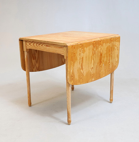 A 1970s-style pine folding table with two flaps. Furniture - Tables ...