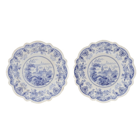 A PAIR OF VICTORIAN STAFFORDSHIRE 'CANTON VIEWS' PATTERN OPAQUE CHINA ...