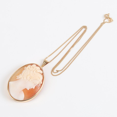 COLLIER, Camé, 18K guld. Smycken & Ädelstenar - Collier - Auctionet