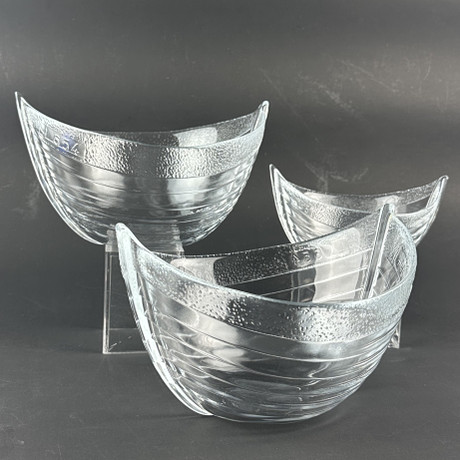 PAUL ISLING. Räktrålare 3 st. glas, Nybro Glasbruk, nutida. Glas ...