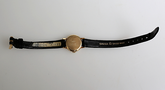 KLOCKA, Dam, Omega, Geneve, 18 k. Klockor & Ur - Armbandsur - Auctionet