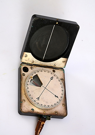 KOMPASS, A-B. Lyth Stockholm 1928. Samlarföremål - Teknika & Nautika ...