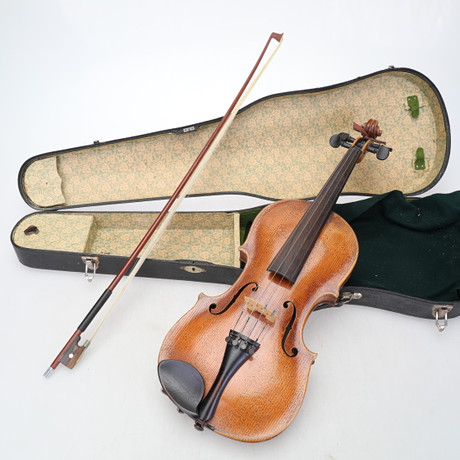 VIOLIN marked JOSEF KLOTZ with string and bag, stable marked Aubert A ...