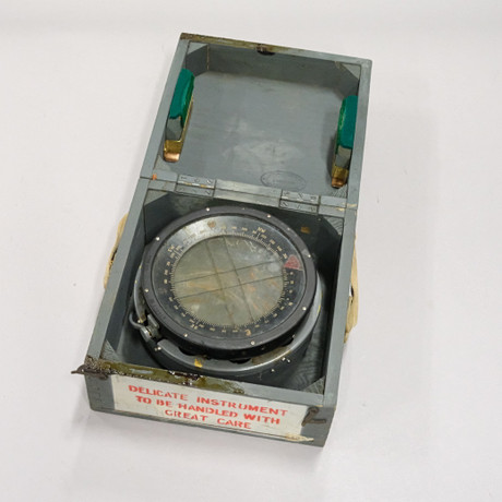 P10 KOMPASS, ROYAL AIR FORCE, 1945. Vapen & Militaria - Övrig militaria ...