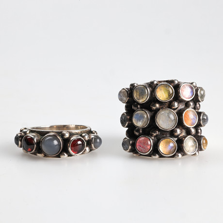 RINGAR, 2 stycken, KUMKUM, sterling silver. Smycken & Ädelstenar ...
