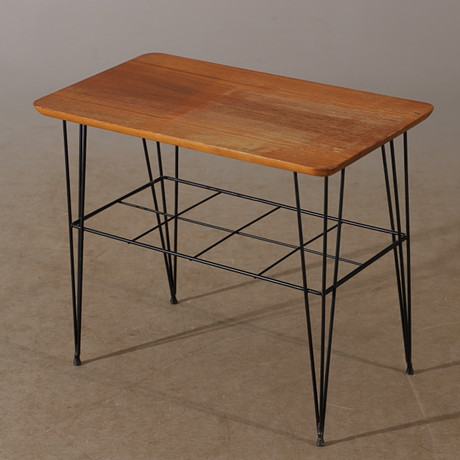 BORD, teak med svartlackerat underrede i stringmodell, 1900-talets mitt ...