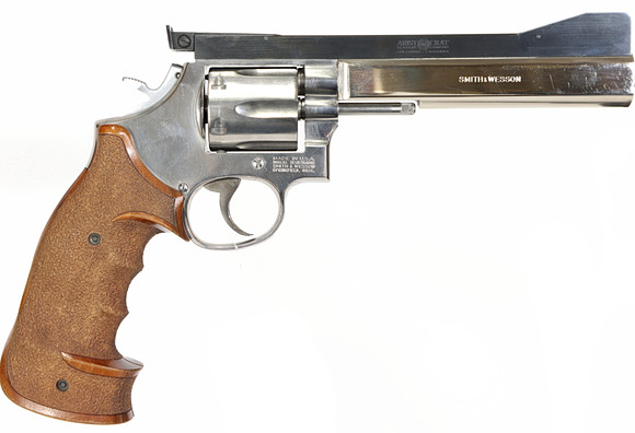 REVOLVER, Double Action ONLY, make Smith & Wesson, model 686-3 PPC ...