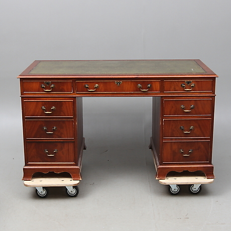 DESK, Bradley, England, second half of the 20th century. Furniture ...